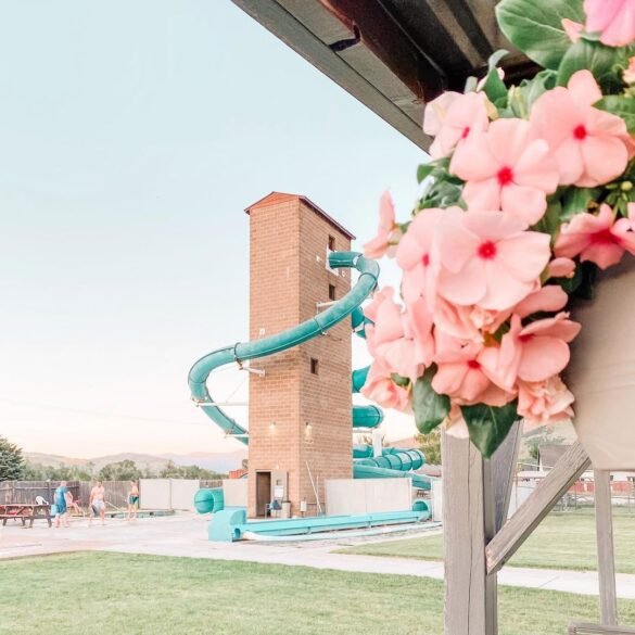 Surprising Health Benefits of Hot Springs - Soaking in a Natural Hot ...